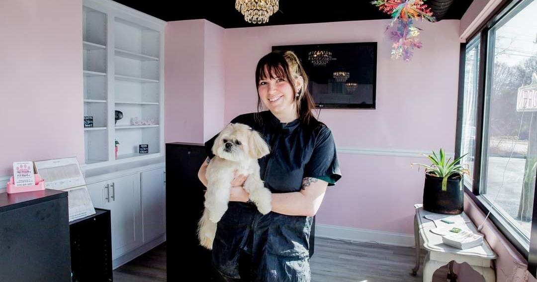 Peachy Pet Parlor moves to larger location | Business | waltontribune.com