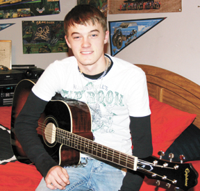 Rager steps up to mic in ‘The Voice’ | Lifestyles | waltontribune.com