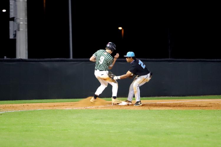 Warriors swept in their first region series | Sports | waltontribune.com