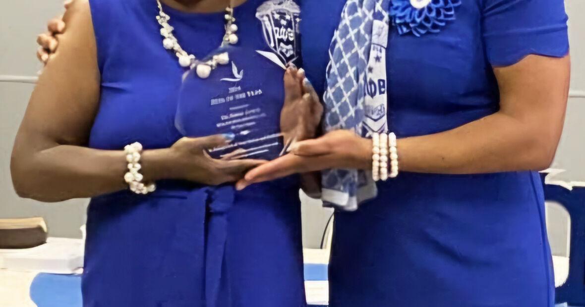 DeAnna Lewis named Zeta of the Year | News | warrenrecord.com