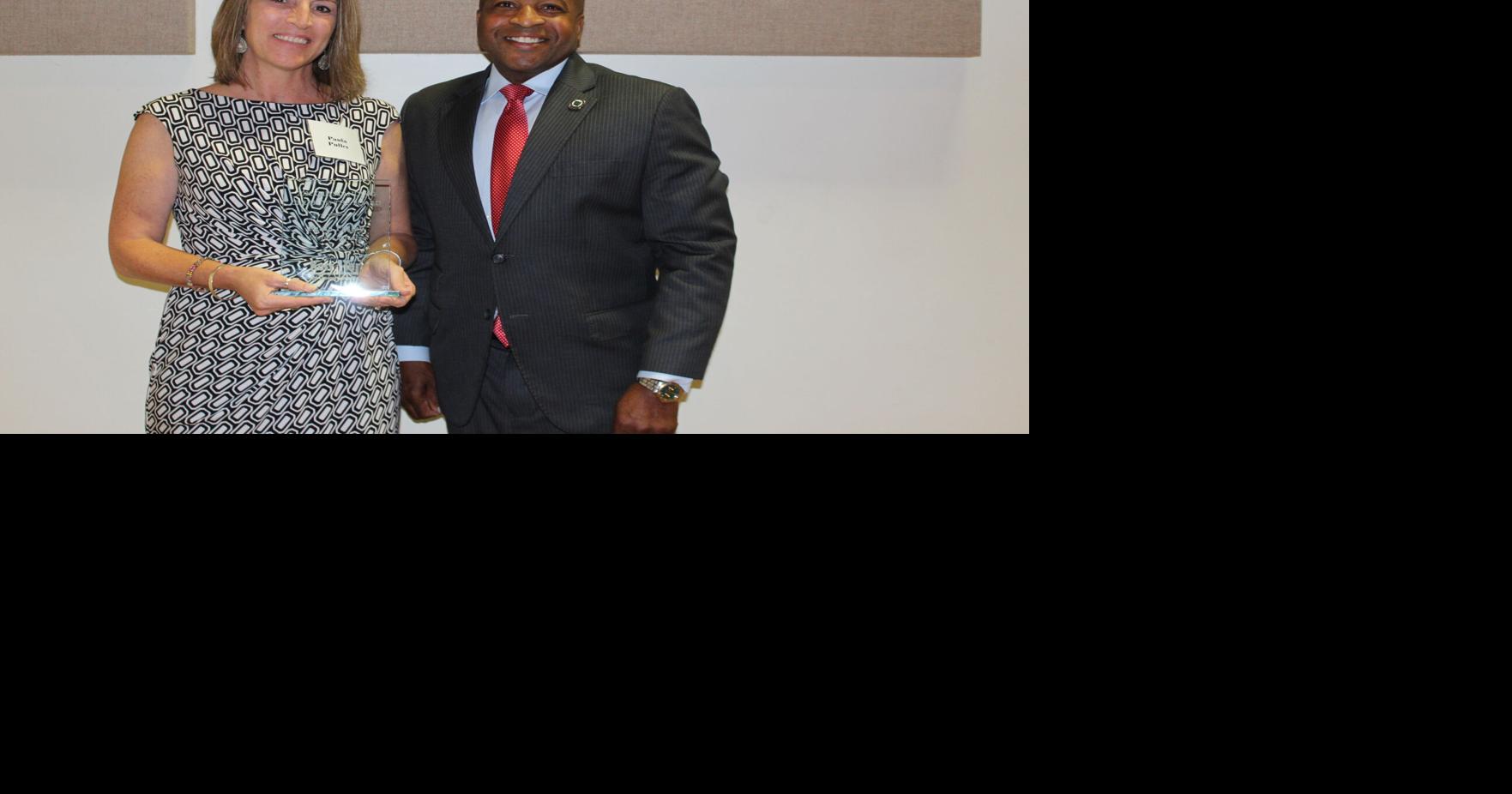 Pulley named Outstanding Clerk to the Board | News | warrenrecord.com