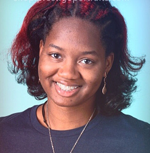 Scholarships for local graduates awarded | News | warrenrecord.com