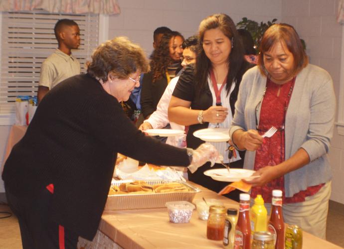 South Warren Elementary School celebrates community partnerships | News ...