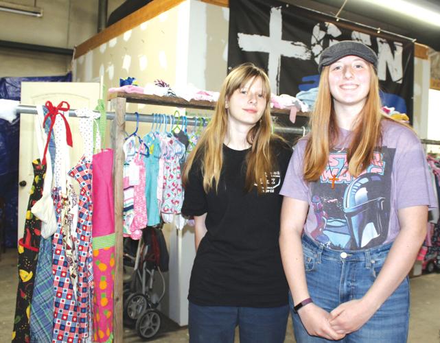 Gen-Z Youth operate Christmas Shoppe, thrift store in Wise | News ...