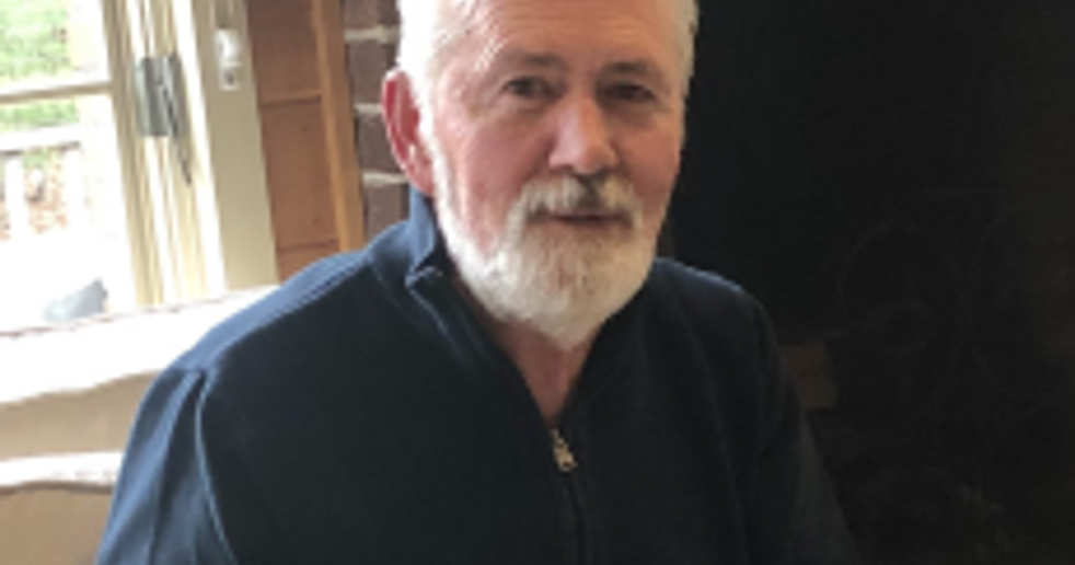 Kenneth Godfrey Simmons | Obituaries | warwickonline.com