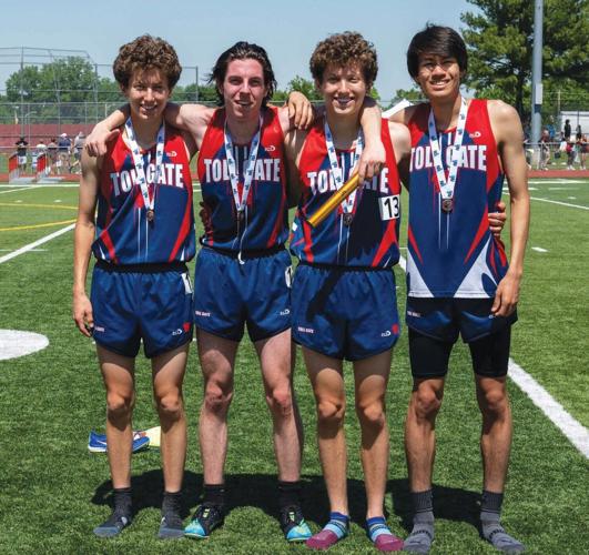 Hawks finish 2nd at track states | Stories | warwickonline.com