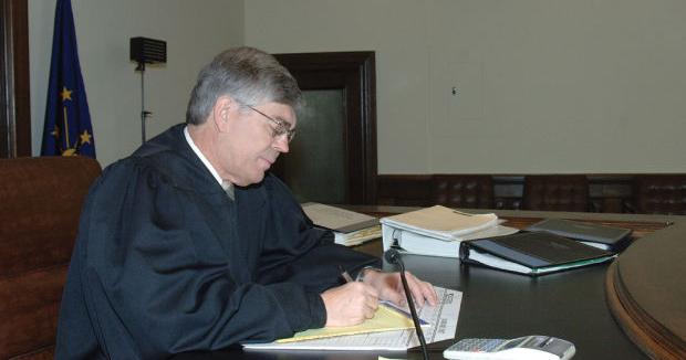 Judge Arthur to retire | News | washtimesherald.com