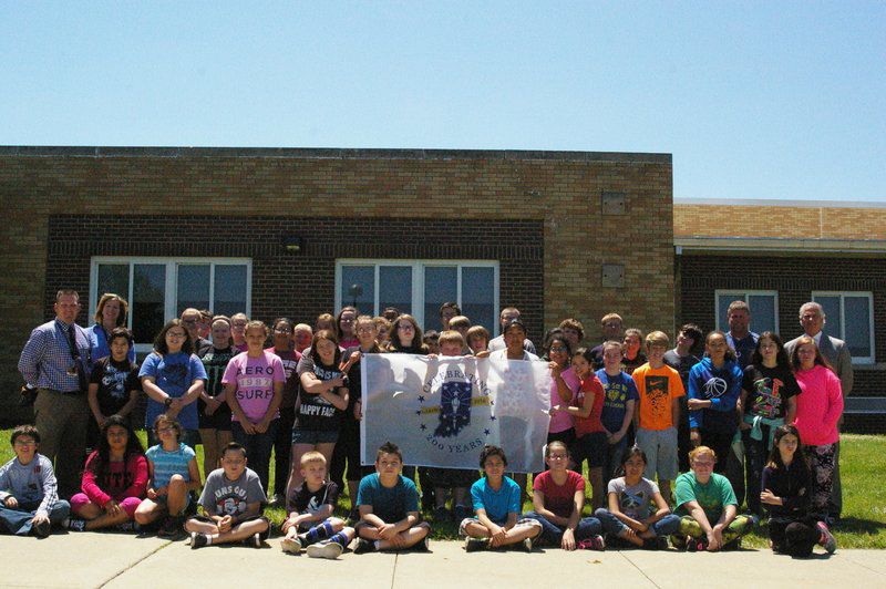 Griffith Elementary receives special flag, encouragement | Local News ...