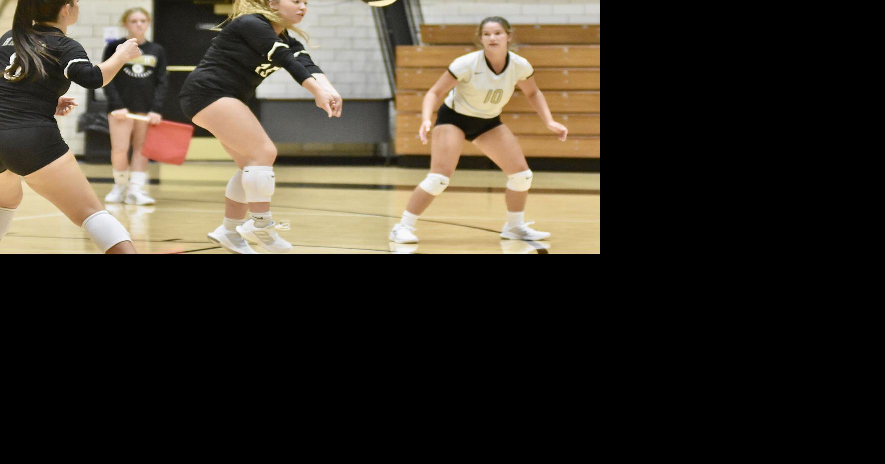 Hatchets get home win | Sports | washtimesherald.com