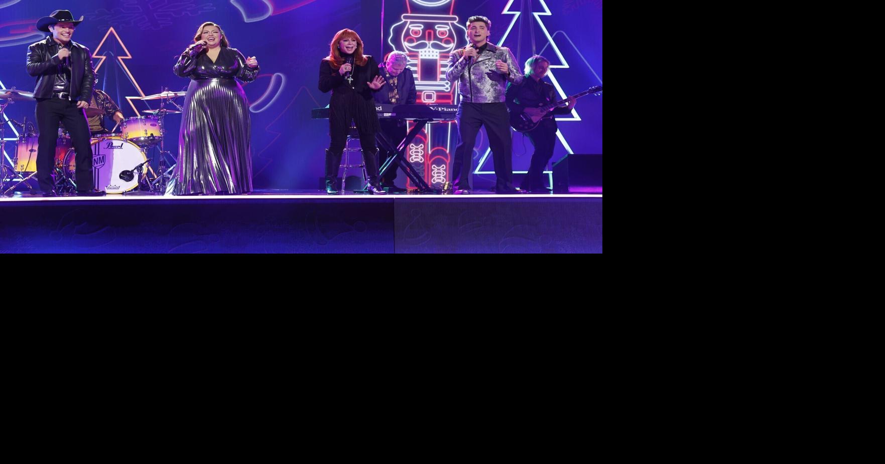 Mark Bennett: Just 2 guitars, 3 voices give Emily Clapp and 'the boys ...