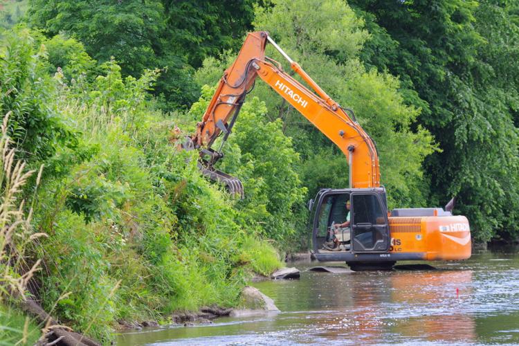 New River Conservancy working on phase 2 of a river restoration project ...