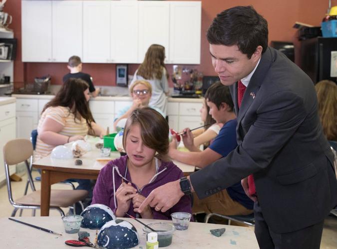 Bethel student-decorated ornaments to be displayed at White House ...