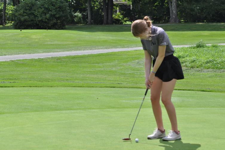 WHS girl's golf returns with a young but determined roster | Local ...