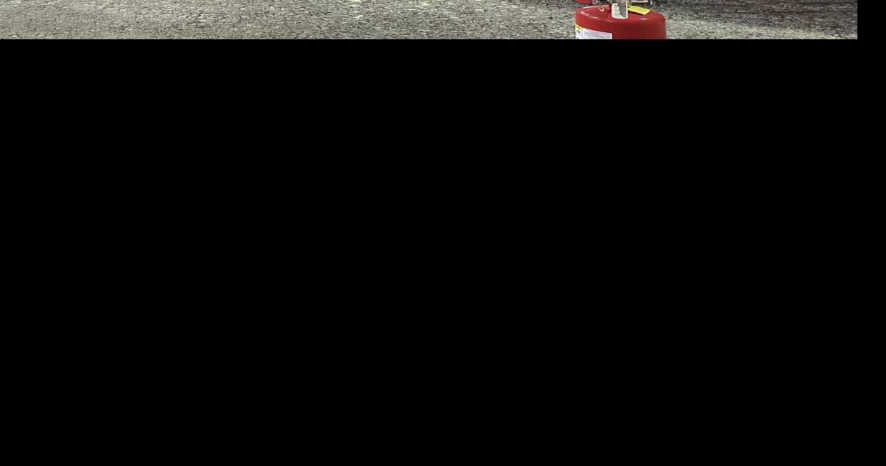 Quick-thinking gasoline tanker driver extinguishes brake fire before it ...