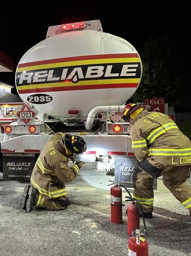 Quick-thinking gasoline tanker driver extinguishes brake fire before it ...