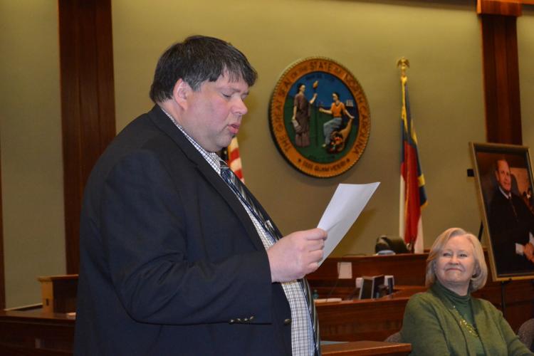 Courthouse honors former judge with portrait hanging | Blowing Rocket ...