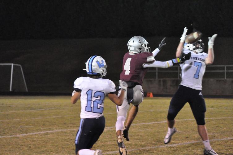 Watauga football completes resounding rout at South Caldwell, claims ...