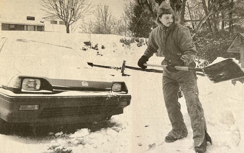 This week in the archives: Store robbed, dogs poisoned, hostage ...