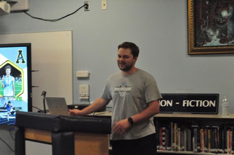 Watauga's Anderson, Hunt sign collegiate track commitment offers ...