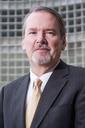 Former students, colleagues praise Randy Edwards in retirement send-off ...