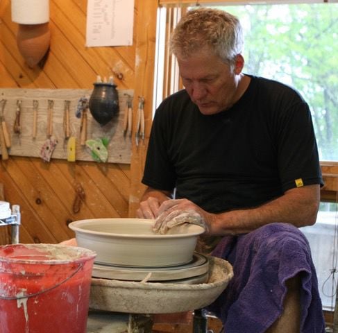 Art Cellar Gallery hosts pottery showcase | Entertainment ...