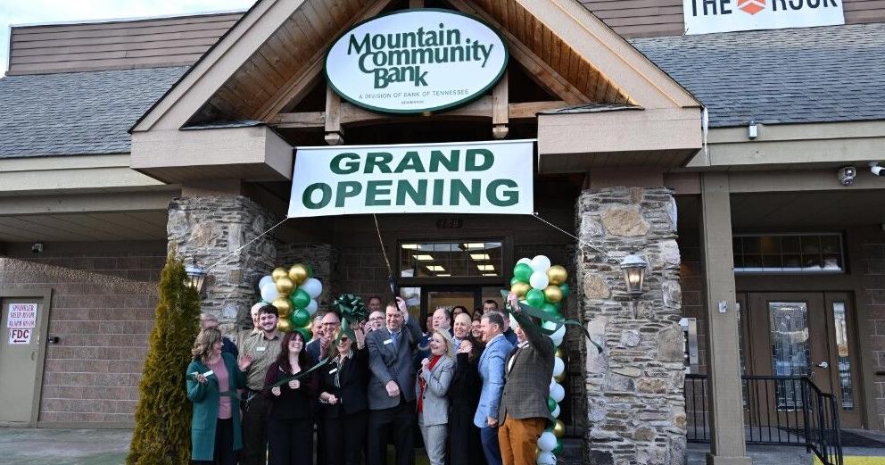 Mountain Community Bank opens in Boone | Main Street | wataugademocrat.com