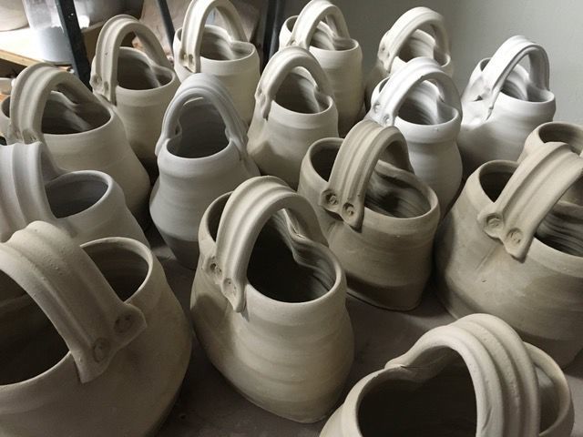 Art Cellar Gallery hosts pottery showcase | Entertainment ...