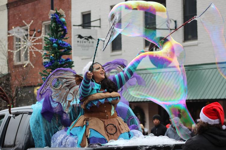 Boone Holiday Parade held downtown | Mountain Times | wataugademocrat.com