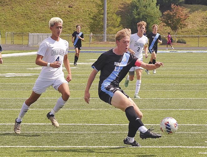 Pioneer soccer falls to Spartans, Chargers | Sports | wataugademocrat.com