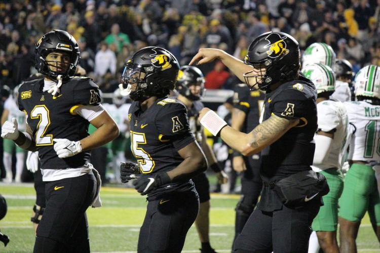 Mountaineers tame The Thundering Herd, 31-9 | Local Sports ...