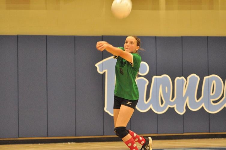 Four middle school volleyball teams advance in county-wide tournament ...