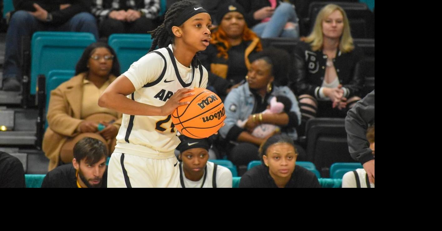 Sanders nets 1,000th collegiate point in Mountaineers ladies 70-67 road ...