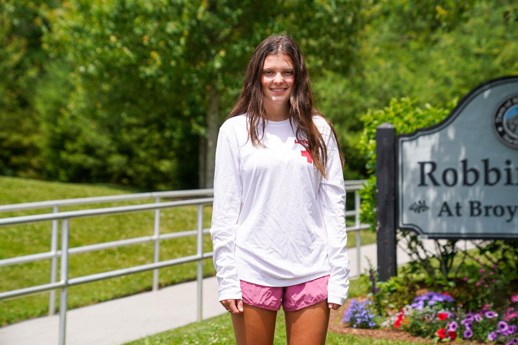 Having earned a fistful of scholarships, Elle Nichols is on an academic ...