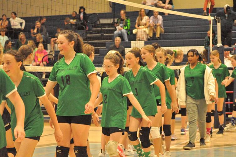 Four middle school volleyball teams advance in county-wide tournament ...