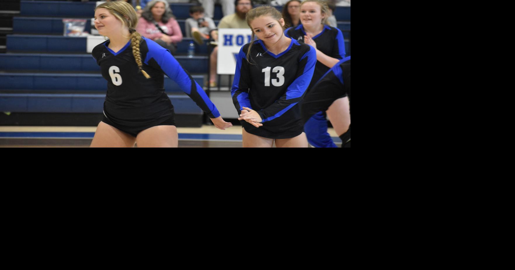 Four middle school volleyball teams advance in county-wide tournament ...