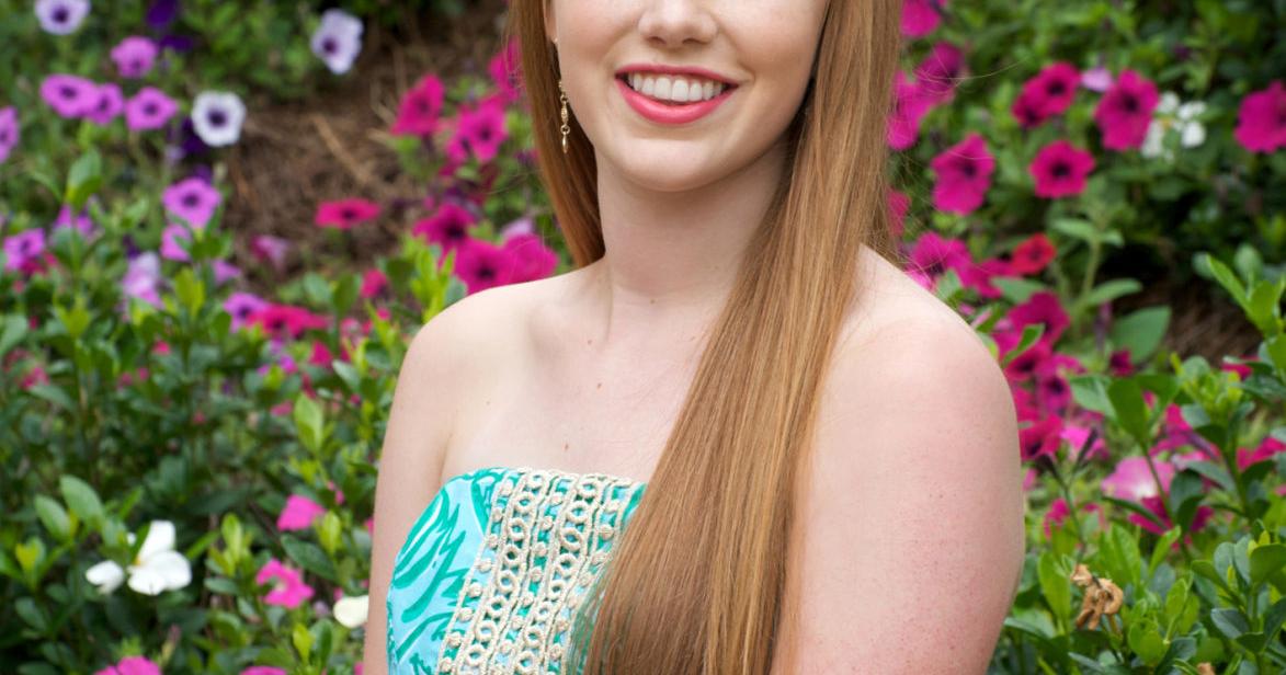 Aynsley Moore named to Salem Academy Honor Roll | Blowing Rocket ...