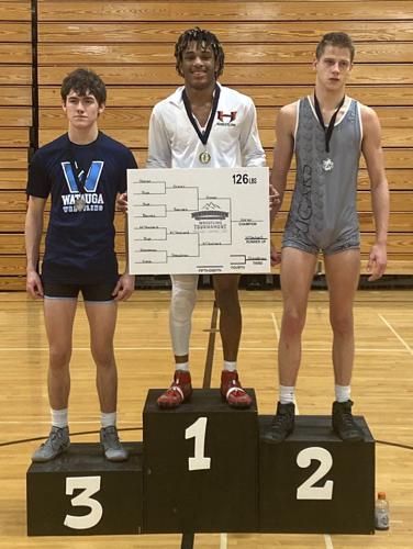 Six Pioneers podium, Cuthbert tops 170 at conference tournament ...