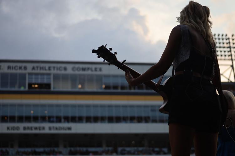 Photos: Brad Paisley's Kidd Brewer Stadium Concert | Multimedia ...