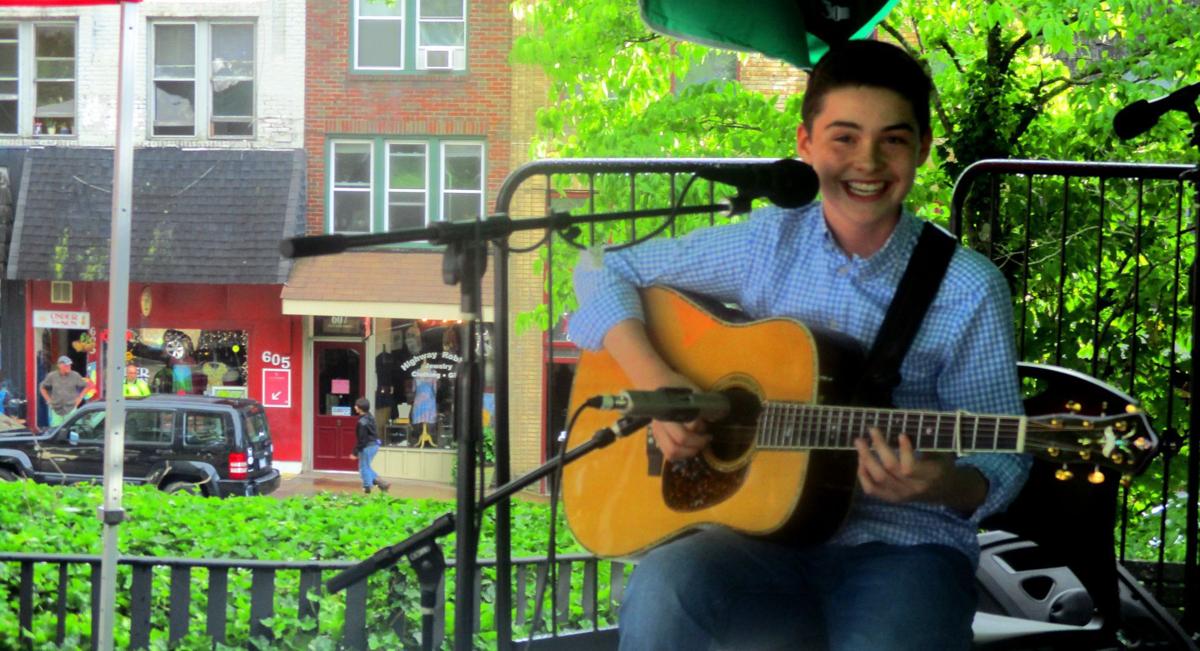 Teen guitarist Presley Barker brings new life to roots music | Mountain ...