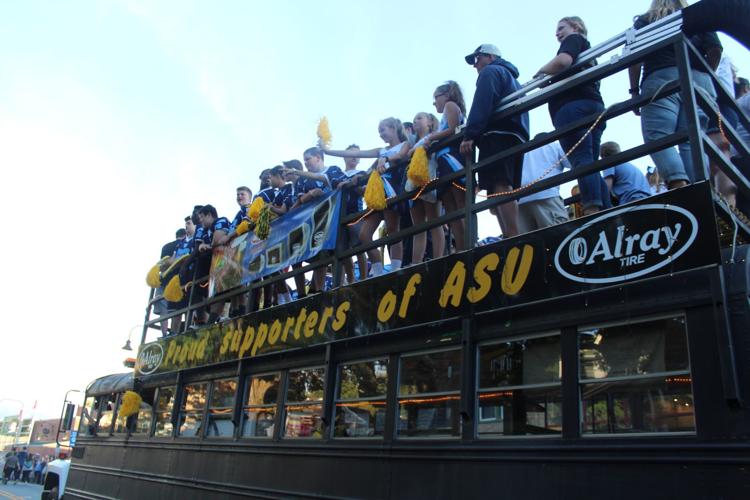 App State homecoming parade brings students, alumni, community together ...