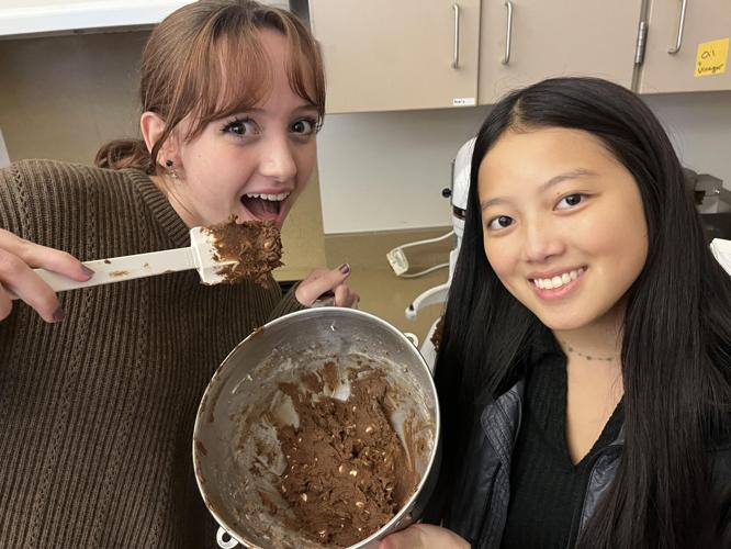 Baking for Good club at WHS gives back to educators for the holidays ...