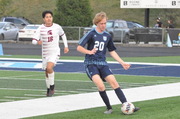 Pioneers varsity soccer start 1-1 in early goings of conference play ...