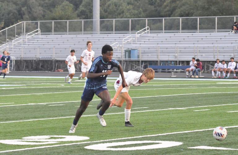 Pioneers varsity soccer start 1-1 in early goings of conference play ...