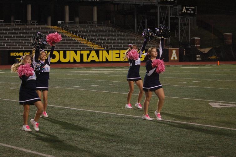Wataiga middle school football cheerleaders | Gallery | wataugademocrat.com
