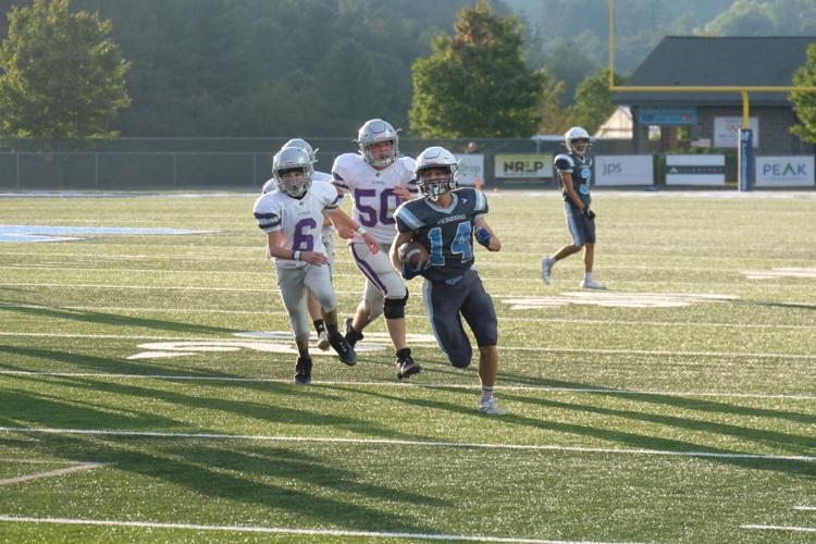 JV Pioneers dominate Huskies 52-16 | Sports | wataugademocrat.com