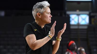 Women's basketball holds first practice of 2020-21 | Sports ...