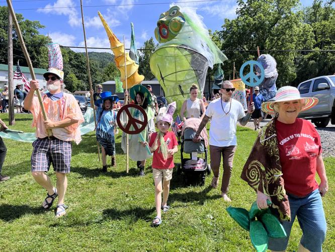 Todd Liberty Parade celebrates Independence Day | Mountain Times ...