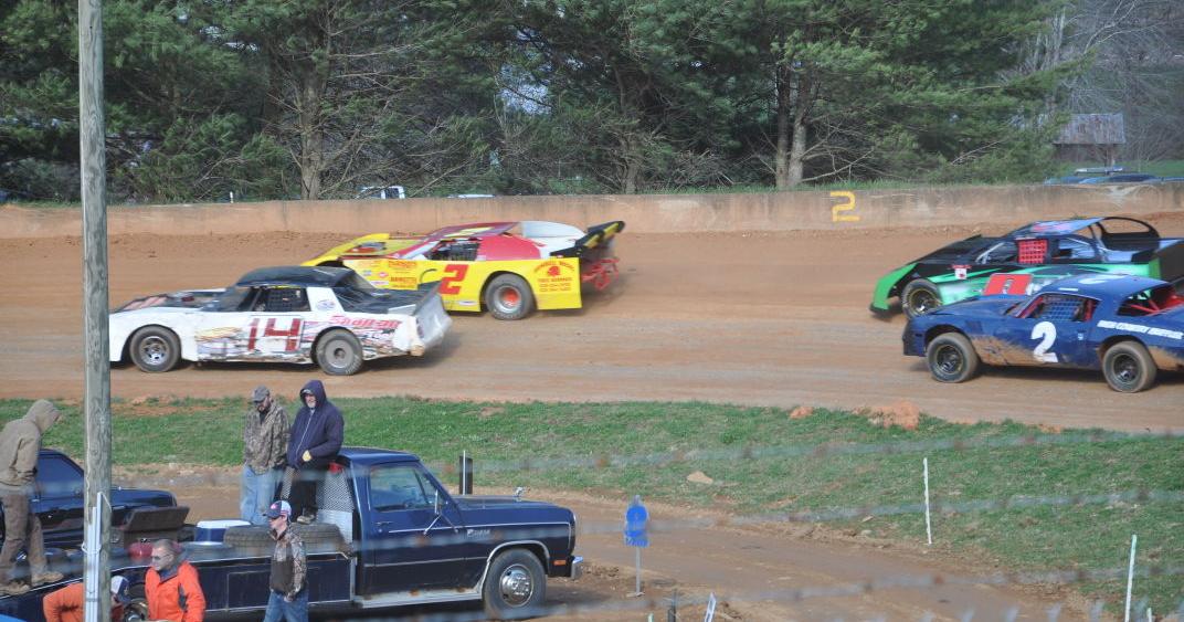 Mountain View Speedway holds first races of 2016 | Community ...