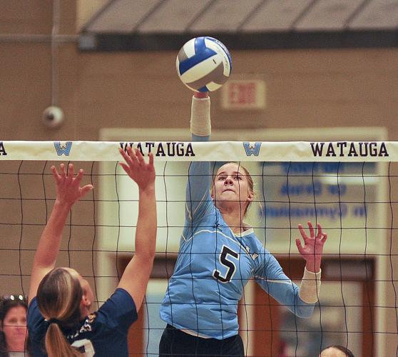 Lady Cougars upend Watauga volleyball in 4 | Sports | wataugademocrat.com