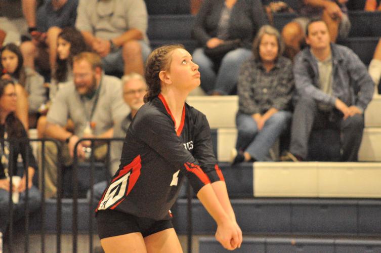 Four middle school volleyball teams advance in county-wide tournament ...